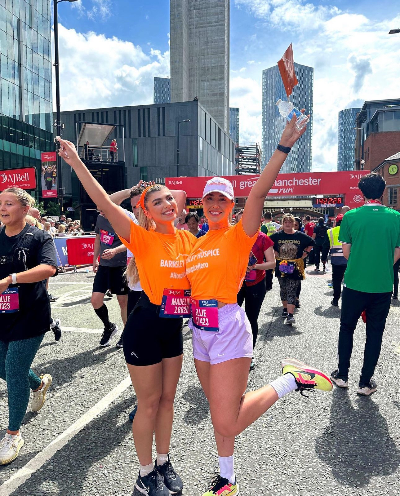 Local business owner Ellie Simon runs Manchester 10k in Support of Barnsley Hospice - Barnsley ...